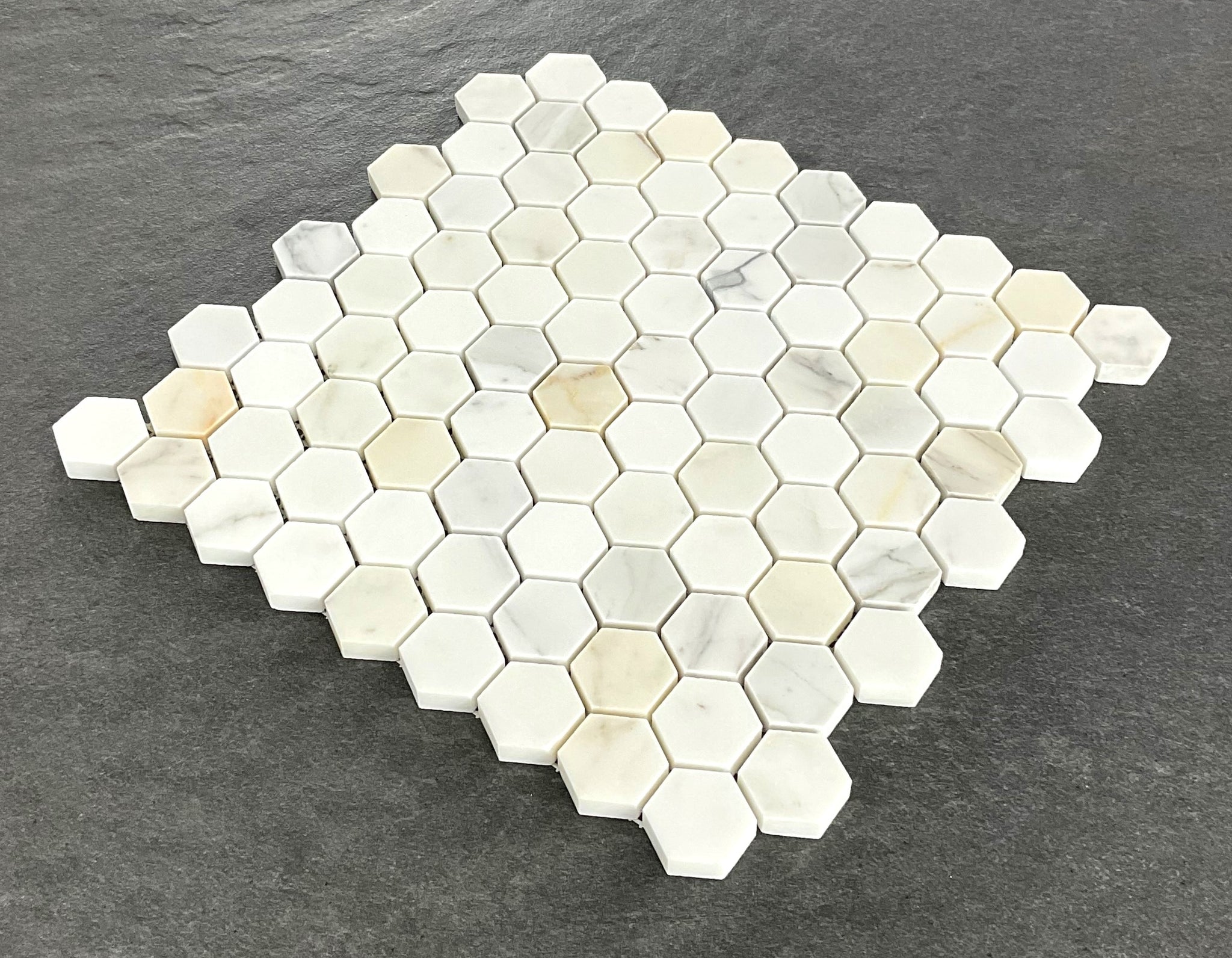 Calacutta Gold 1 1/4" Honeycomb Marble Wall & Floor Mosaic Tiles (Hone ...