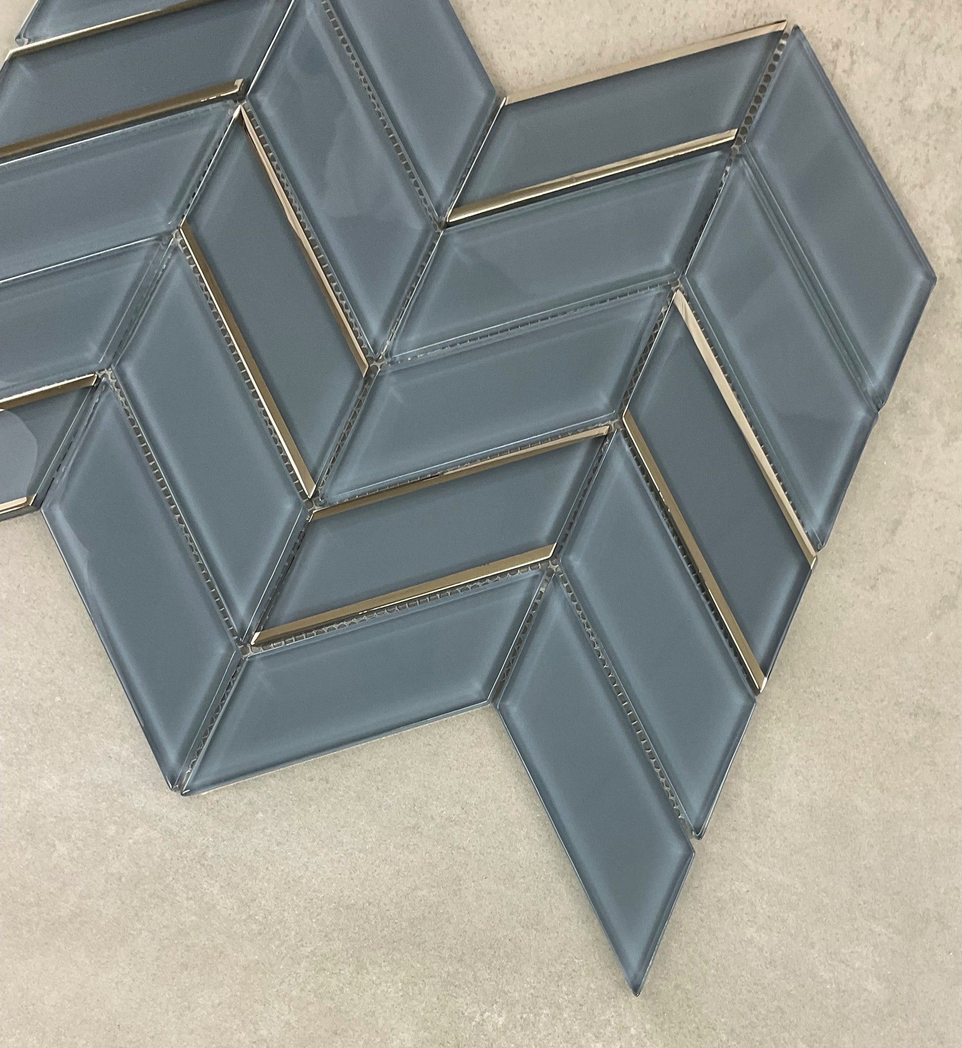 Chervon 2" x 4 1/4" - Charcoal (Silver Glazed Edge)– Mosaic Studio Inc